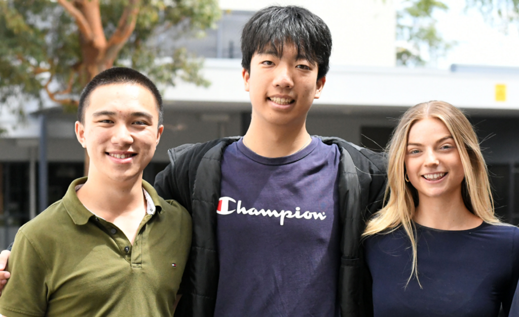 Celebrating our 2024 Dux & Dux Secondus – Mentone Grammar